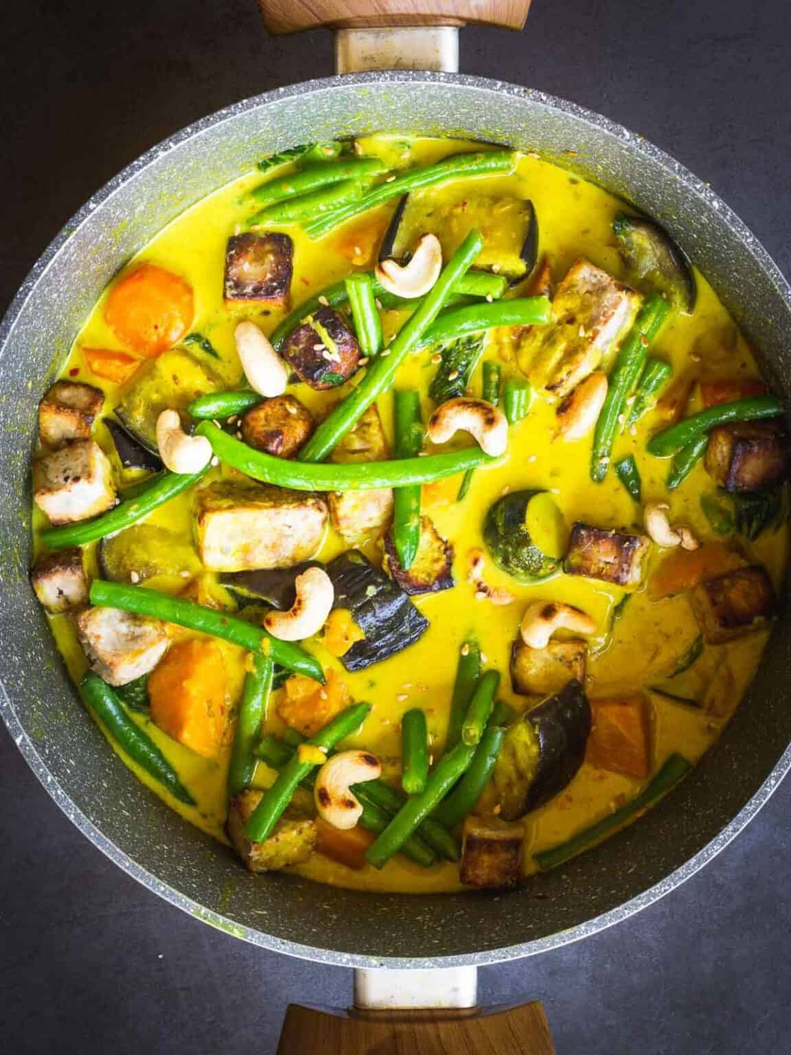 Receta del curry amarillo tailandés • Nómadas Gourmet