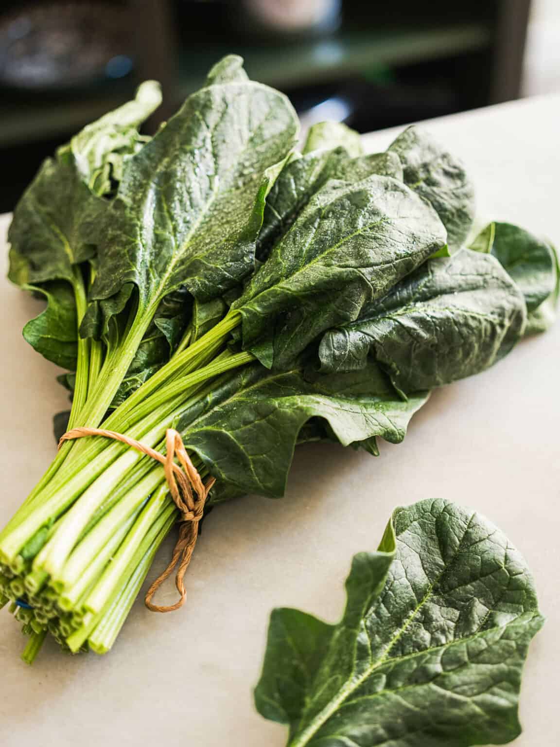 Lista de Vegetales de Hojas Verdes y Beneficios