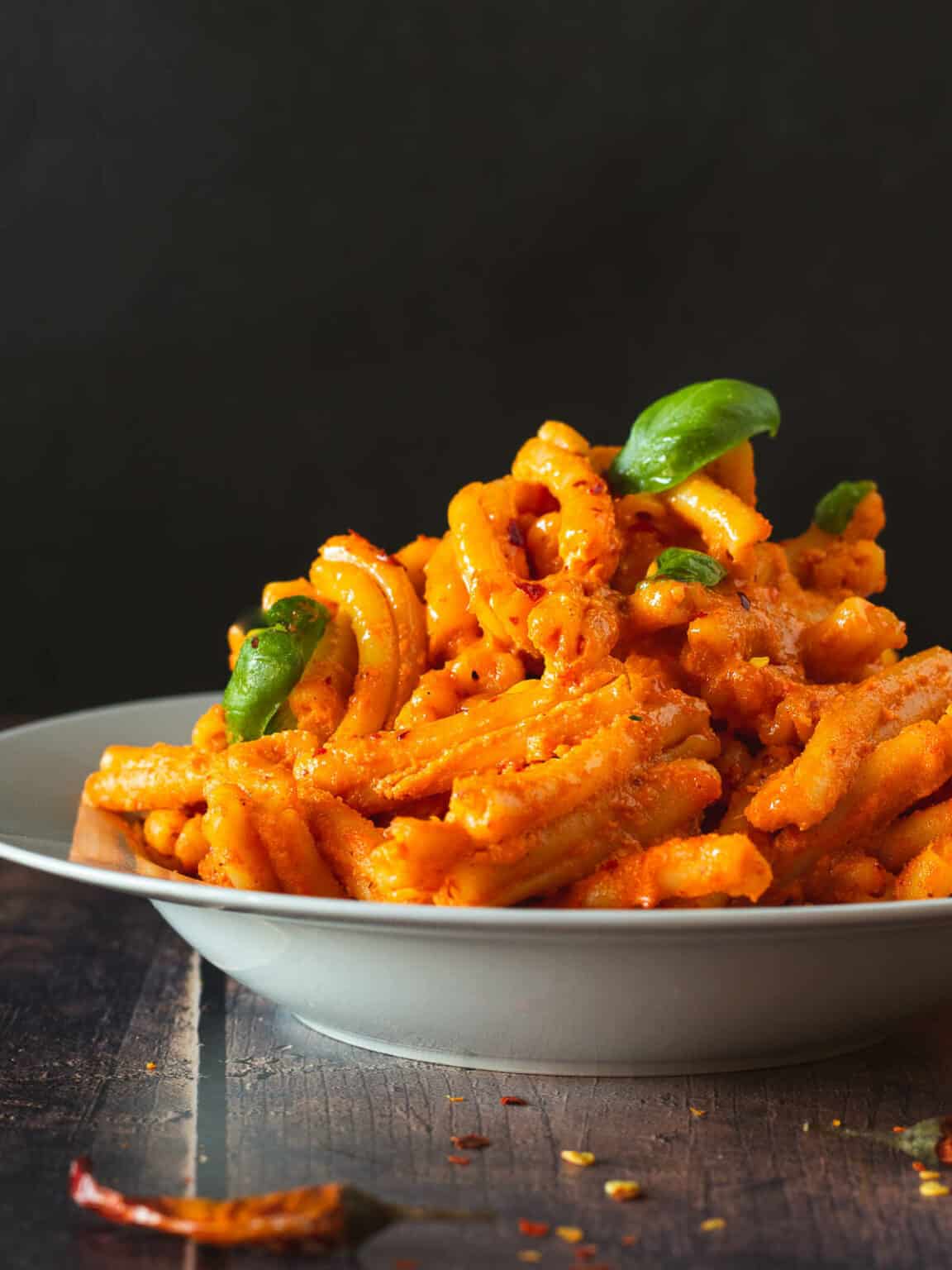 Pasta con Tofu al Pesto Cremosa • Nómadas Gourmet