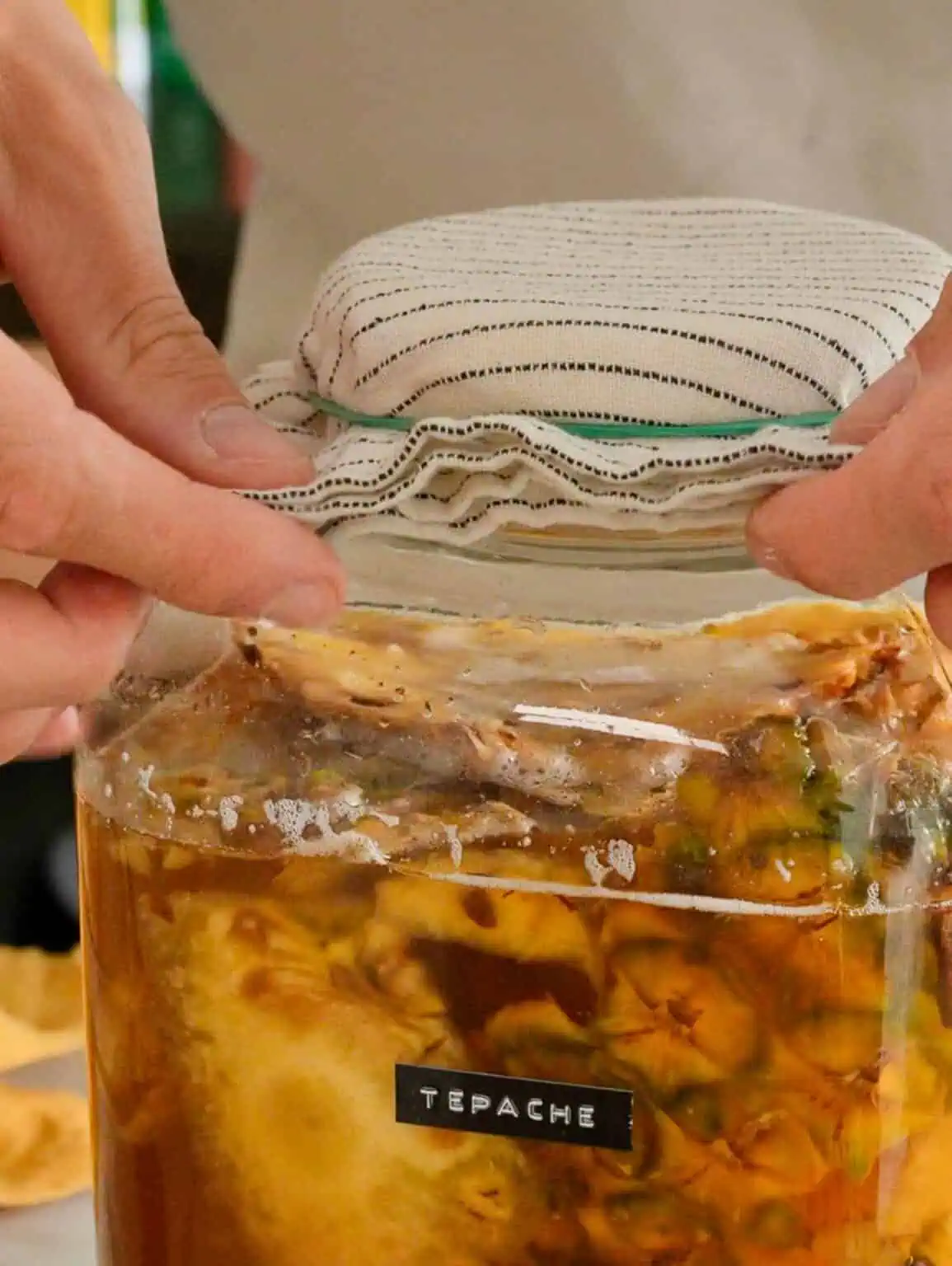 Tepache Casero: Bebida Fermentada Probiótica Fácil • Nómadas Gourmet