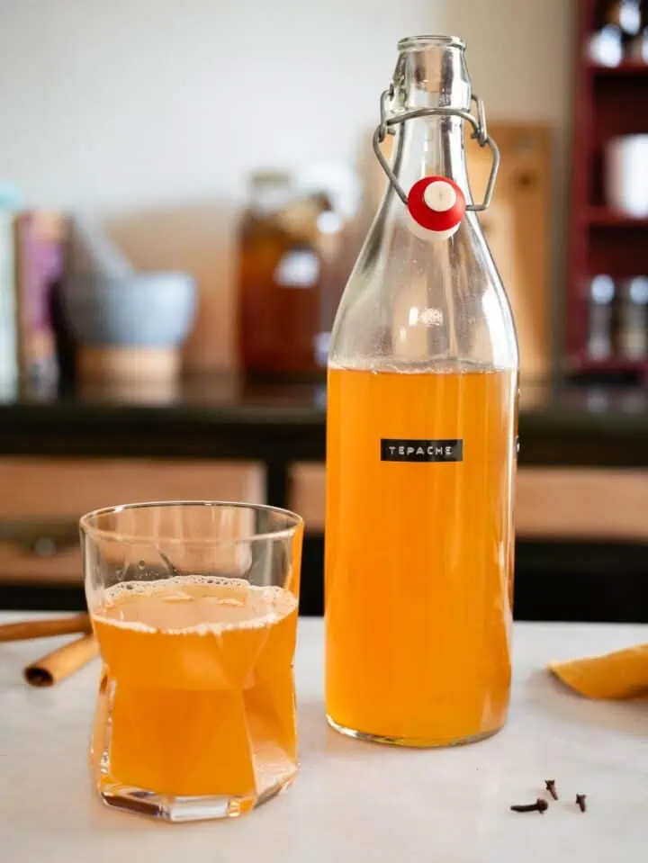 Tepache Casero: Bebida Fermentada Probiótica Fácil • Nómadas Gourmet